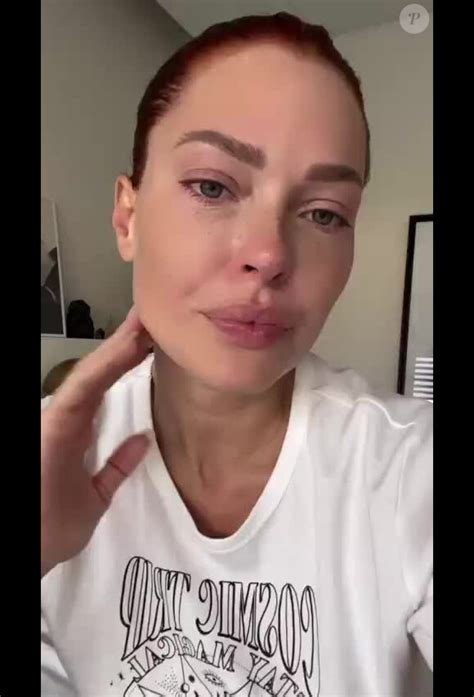 Vidéo Caroline Receveur en larmes elle évoque ses angoisses en story