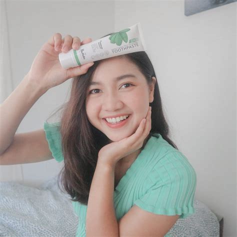 Choti โชตี้ 7 วันฟันขาว ดับกลิ่นปาก By ยาสีฟันแฮวอน Bang Kadi