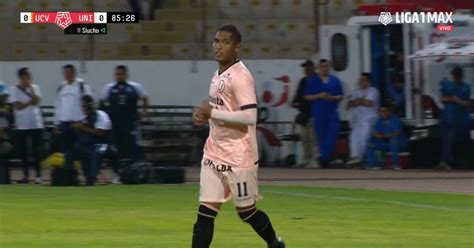 Roberto Siucho Volvió A Jugar En Universitario Tras Un Año Ingresó