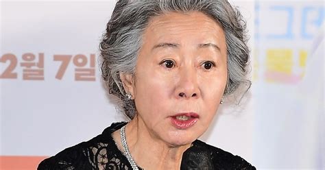 윤여정 첫째 子 동성애자였다…뉴욕서 동성 결혼 사위를 더 사랑해 [ten이슈]