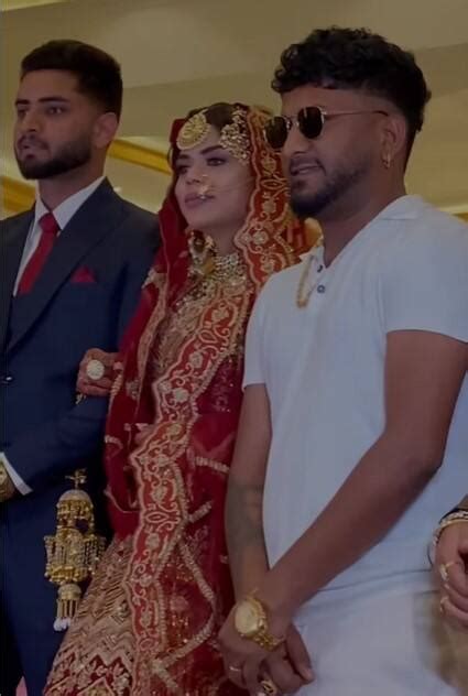 Gurlez Akhtar Younger Sister And Singer Jasmeen Akhtar Gets Married