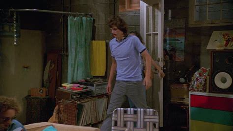 Auscaps Ashton Kutcher Shirtless In That S Show Sunday Bloody Sunday