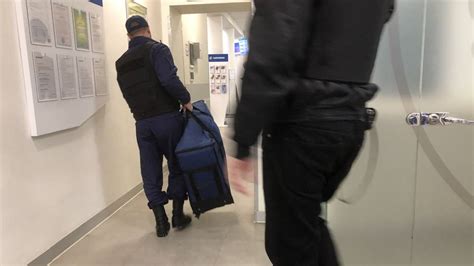 Зарплаты бюджетников увеличили с 1 января на 132 процента Брянские