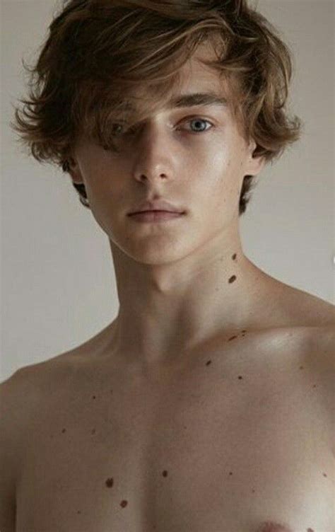 Valerii Pakhomov Model Erin Mommsen Kit Butler Hemlock Do Love