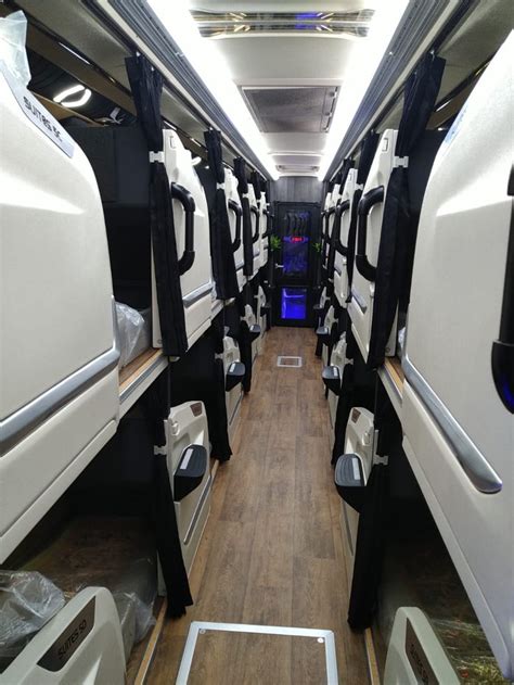 Potret Sleeper Bus Terbaru Po Sinar Jaya Yang Pakai Sasis Mercy