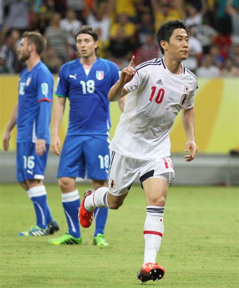 コンフェデ杯2013日本―イ：コンフェデレーションズカップ全試合 写真特集：時事ドットコム