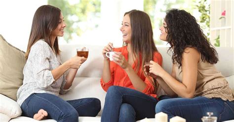 How To Stop Oversharing Details Of Your Sex Life Femina In