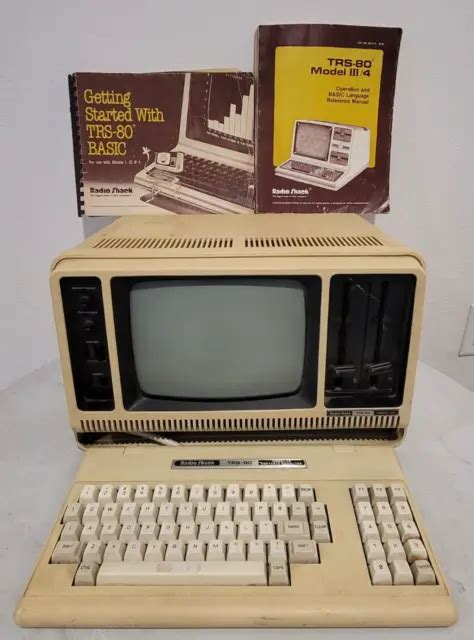 Vintage Radio Shack Trs 80 Model 4p Portable Computer Powers On £328