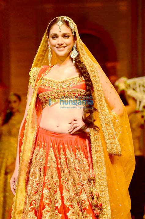 Aditi Rao Hydari Walks For Preeti Kapoor At Avbfw 2013 Day 5 Aditi
