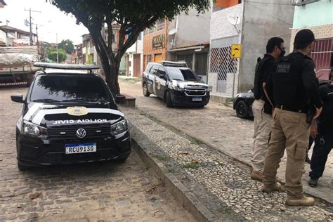 Urgente Na Região Homem Que Matou Namorada A Golpes De Marreta é Preso