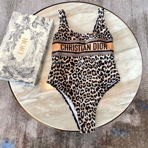 ქალის მთლიანი საცურაო კოსტიუმი კუპალნიკი ცურვა საცურაო კოსტუმი Sportmaster Ge