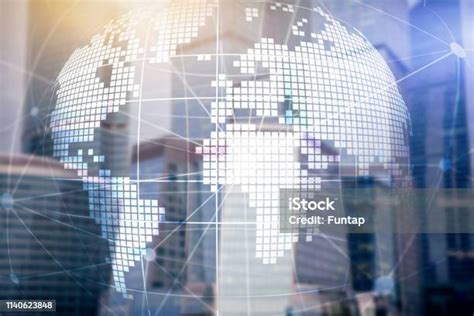 배경 흐리게에 3d 지구 홀로그램 글로벌 비즈니스 및 커뮤니케이션 개념 0명에 대한 스톡 사진 및 기타 이미지 0명 고층 건물 과학 Istock