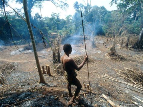 Африканское племя считает Европу загробным миром а всех её жителей — духами Vsegda Tvoj