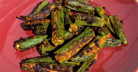 Bharwa Bhindi Bharli Bhendi Stuffed Okra Recipe Yummly