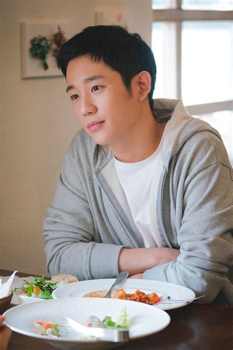 Son Ye Jin And Jung Hae In Enjoying The Title Moment In Pretty Noona