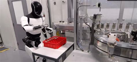 Tesla Publie Une Nouvelle Vid O Du Robot Humano De Optimus Qui Cr E La Controverse E Voitures