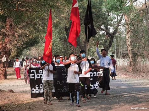 ဆားလင်းကြီးတွင် အကြမ်းဖက် စစ်အာဏာရှင် အမြစ်ပြတ် တော်လှန်ရေး ချီတက် ဆန္ဒပြ Khit Thit Media