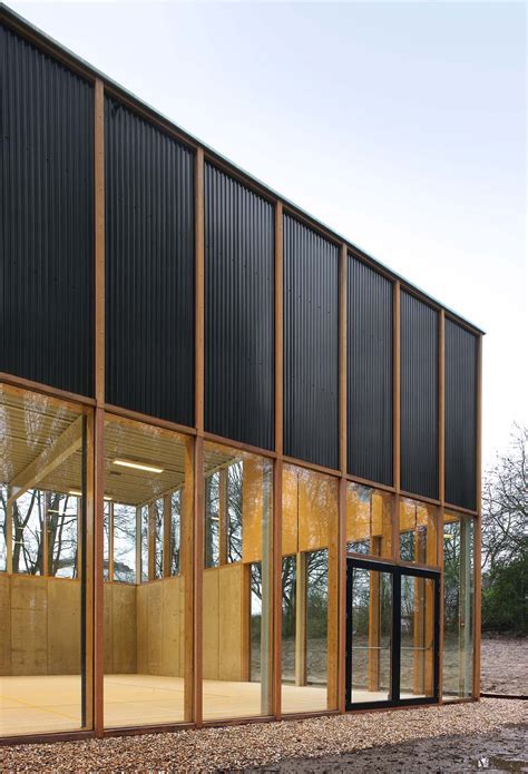Gymnase à Bruxelles par le studio URA Journal du Design Timber