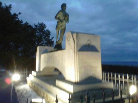 Terry Fox Monument Thunder Bay Ontario Canada Picture Of Terry Fox