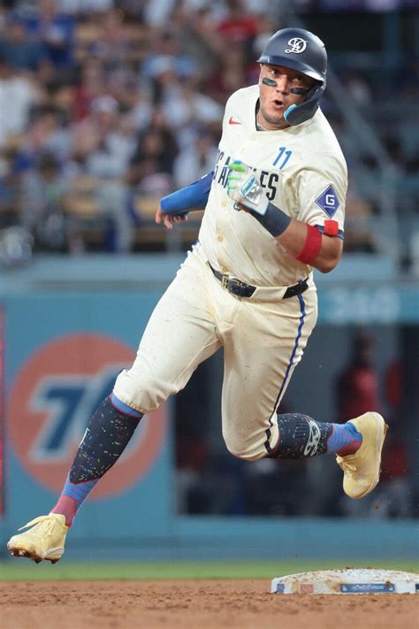 Miguel Rojas Is Shining At Shortstop Will Dodgers Keep Him There When
