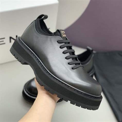 Givenchy纪梵希 精选牛皮制作男士德比皮鞋 名媛网