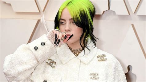 Its Official Billie Eilish Has Gone Platinum Blonde Iheart
