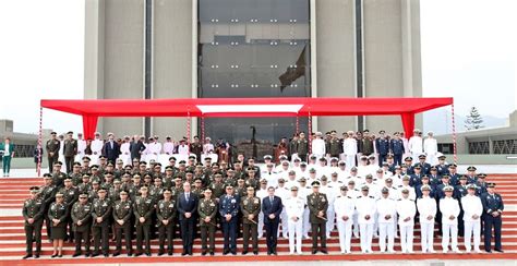 Mindef Perú on Twitter Más de 400 efectivos de las Fuerzas Armadas