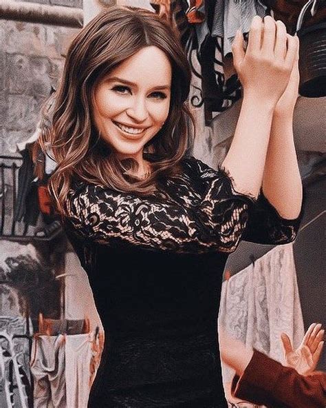 13 6K Vind Ik Leuks 42 Reacties Emilia Clarke Emiliaclarkelive Op