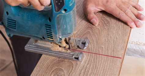 How To Cut Laminate Flooring Easy Guide Pro Tool Guide