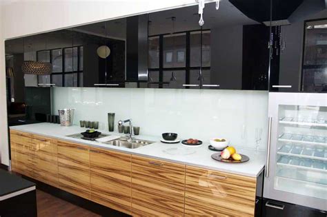 Should Kitchen Countertops Match The Cabinets