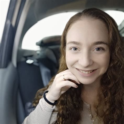 סבטלנה לוימן ליווי רגשי ורוחני ערכת יצירתיות הערכה כוללת 1 נר ירוק יצירה מתוך שלווה ורוגע