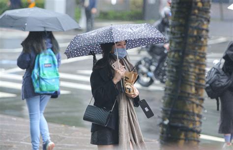 恐有強烈冷氣團侵台！下波「跌破10度」時間出爐 雨勢越晚轟越大 生活 Nownews今日新聞