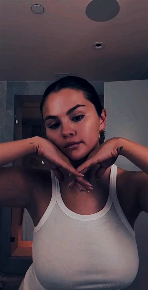 Selena Gomez Big Tits Braless See Thru Video
