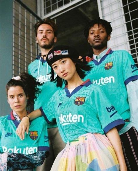 PHOTOS le maillot third du Barça Football MAXIFOOT