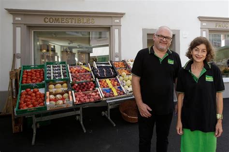Il Negozio Di Alimentari è Tornato In Centro Liltparmait