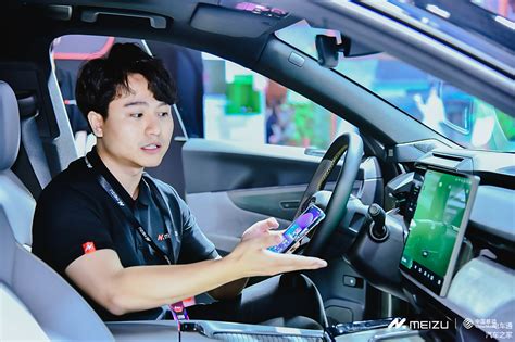 开箱魅族flyme Auto：手机和汽车，终于不再是两个“孤岛”车家号发现车生活汽车之家