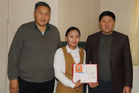 МЭХ НЫ ЕРӨНХИЙЛӨГЧ Б ОЮУНГЭРЭЛ УВС АЙМАГТ АЖИЛЛАЛАА