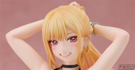 その着せ替え人形ビスクドールは恋をする採寸シーンを再現した水着姿の喜多川海夢がフィギュア化引き締まった体つきに注目 電撃