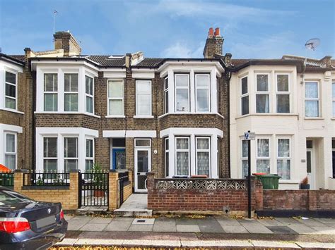 3 Bed Terraced House For Sale In Geere Road London E15 Zoopla
