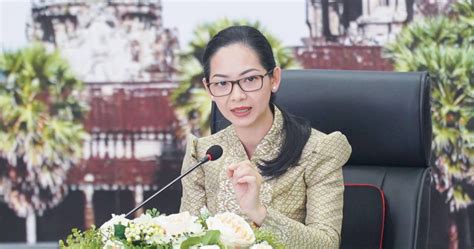 លោកជំទាវ ចម និម្មល រដ្ឋមន្ត្រីក្រសួងពាណិជ្ជកម្ម អញ្ជើញដឹកនាំកិច្ចប្រជុំប្រចាំសប្ដាហ៍