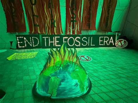 Cop28 Reaches Groundbreaking Climate Deal In Dubai Calling For