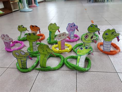 อนุบาล 2 หน่วยปลอดภัยไว้ก่อน วันศุกร์ ที่ 28 กุมภาพันธ์ 2563 สร้างสรรค์ง งูชูคอ เรียนรู้