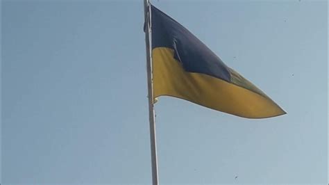 Кривой Рог Флаг Украины развивается в Кривом Роге - YouTube