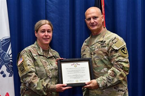 Lawrence Assumes Command Of Sddc Article The United States Army