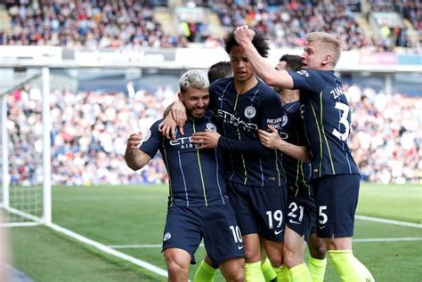 Pep Guardiola Lauds Legend Sergio Aguero As Man City Close In On