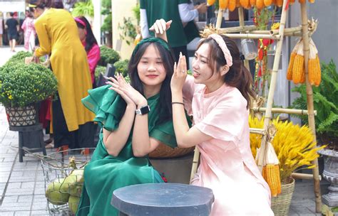 C P Nh T Nh G I P Ng Y T T C C K Xinh P V Cu N H T