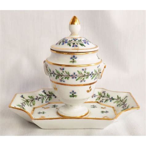 Moutardier En Porcelaine De Paris Décor Aux Barbeaux Catawiki