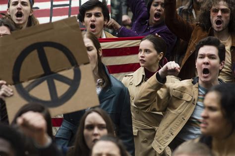 รีวิวแรกมาแล้ว คอหนังเมืองไทยอินแรง On The Basis Of Sex เรื่องจริงทนายหญิงแกร่ง เนื้อเรื่อง