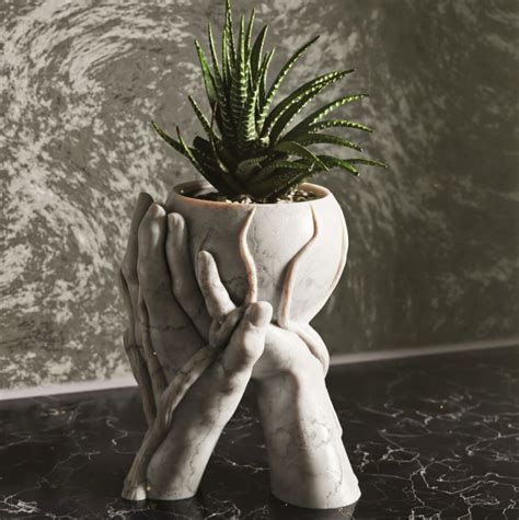 Archivo STL Gratis Florero Love Hands OBJ Modelo Imprimible En 3D