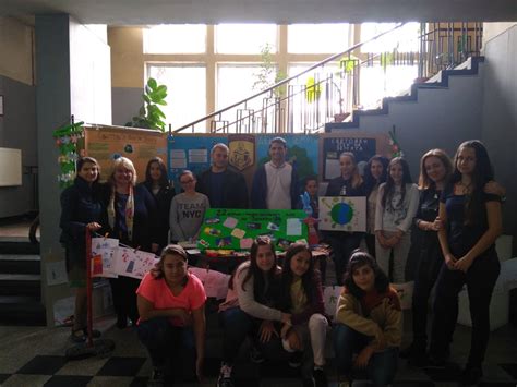 Ученици отбелязаха Деня на Земята Радио Велико Търново